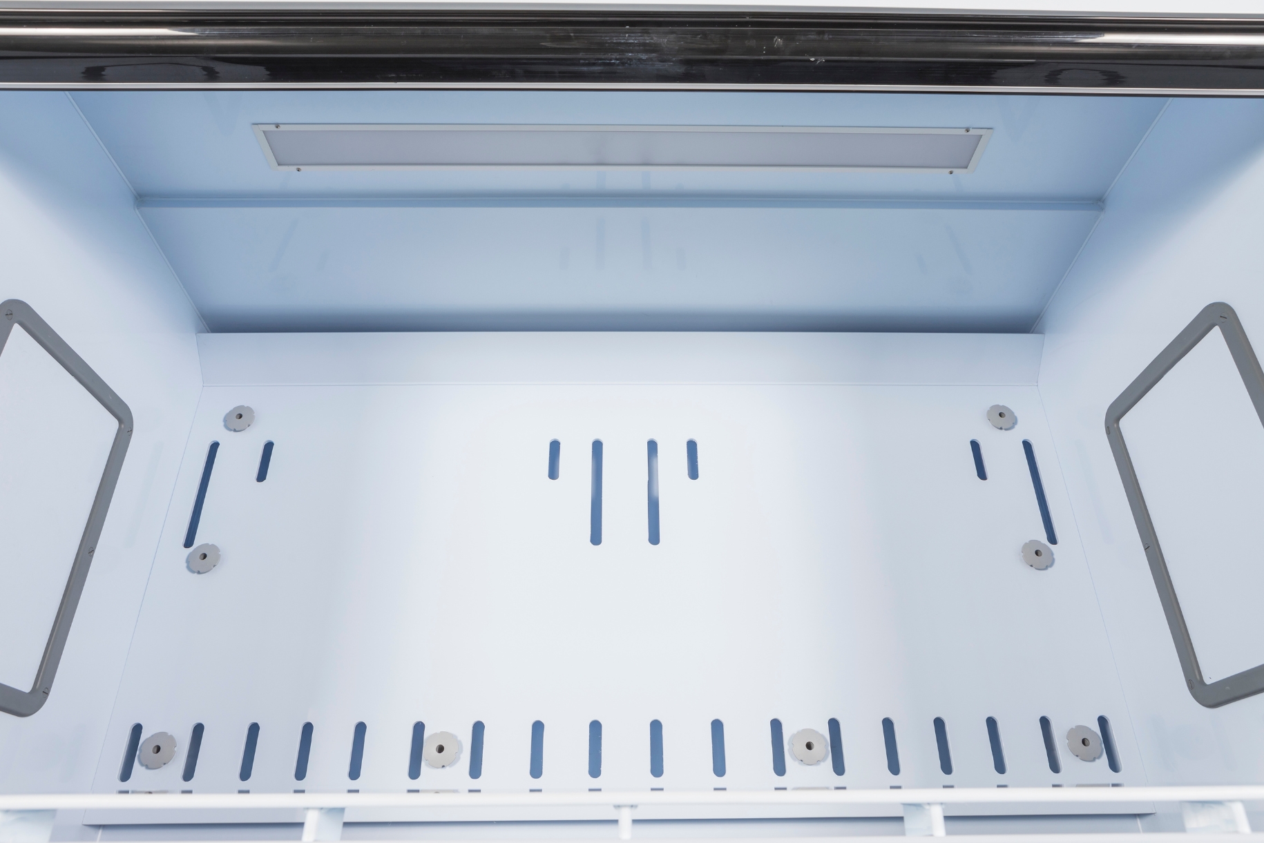Wet Scrubber Fume Cupboards - Tion